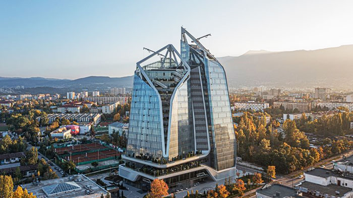 Култов небостъргач в София спечели трето място в световен конкурс за ...