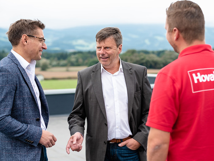 Покривни климатични апарати с термопомпа на Hoval - оптимално решение ...